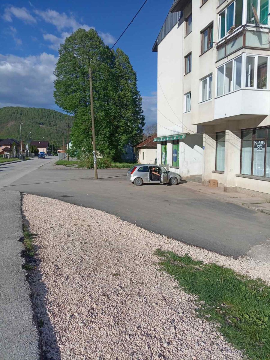 STAN- PODGRAB, Podgrab bb – Nekretnine Pale- VUK 065/174-424 065/341-785